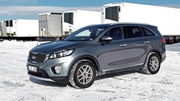 Pelēks Kia Sorento 2015 Viļņa, ar dzinēja tilpumu 2.20 L un nobraukumu 204 tūkst. km par 13990 €, foto 10 vietnē AUTOMOTO.COM.LV