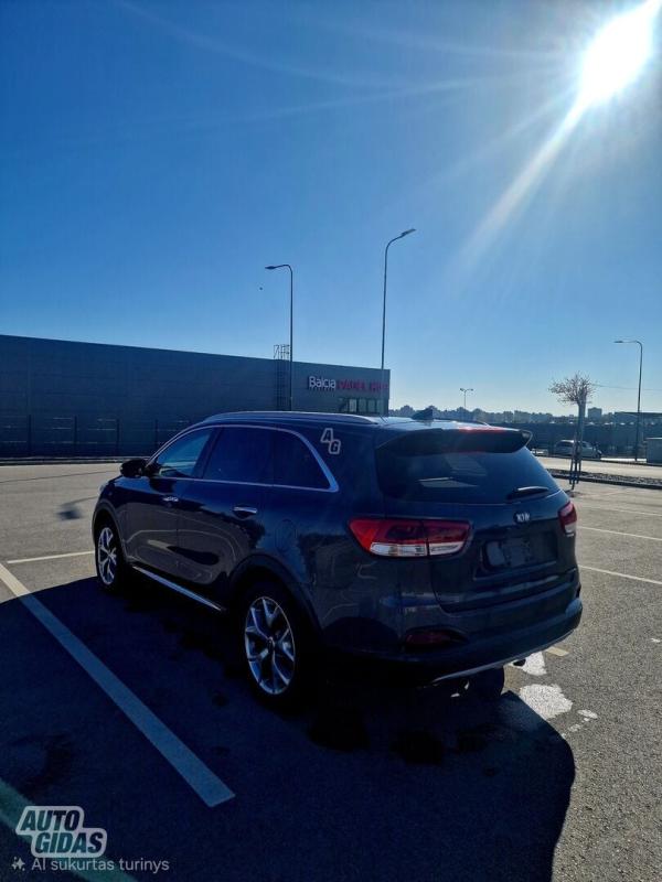 Grey Kia Sorento 2015 in Kaunas, with an engine capacity of 2.20 L and mileage of 290 thousand km for 13999 €, photo 4 on AUTOMOTO.COM.LV