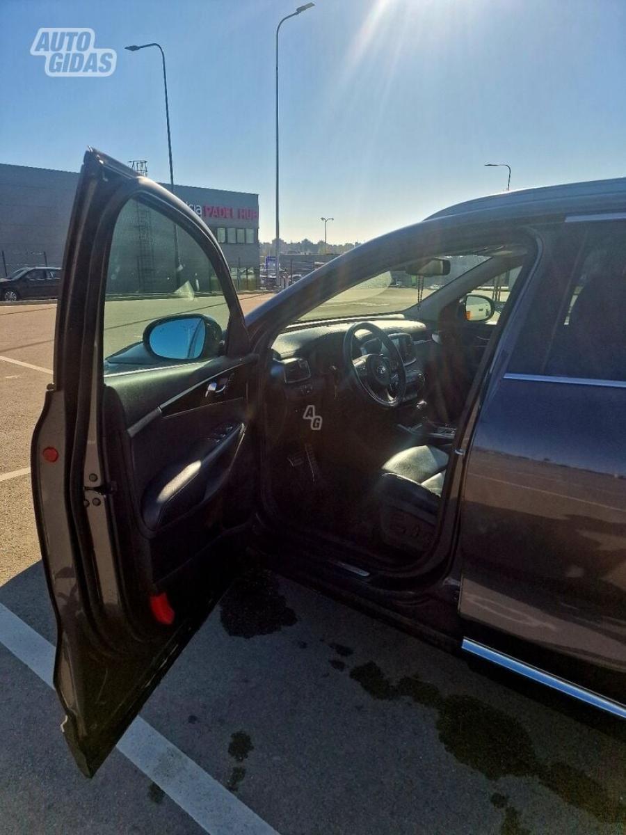 Pelēks Kia Sorento 2015 Kauņa, ar dzinēja tilpumu 2.20 L un nobraukumu 290 tūkst. km par 13999 €, foto 7 vietnē AUTOMOTO.COM.LV