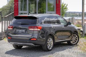 Pelēks Kia Sorento 2015 Rīga, ar dzinēja tilpumu 2.20 L un nobraukumu 156 tūkst. km par 16990 €, foto 5 vietnē AUTOMOTO.COM.LV