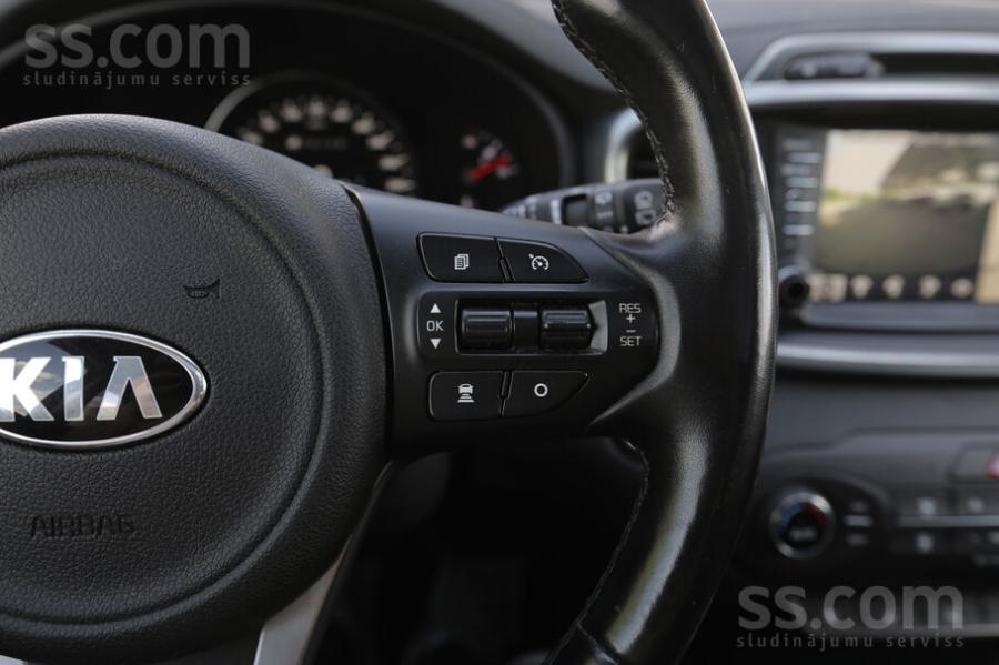 Pelēks Kia Sorento 2015 Rīga, ar dzinēja tilpumu 2.20 L un nobraukumu 156 tūkst. km par 16990 €, foto 13 vietnē AUTOMOTO.COM.LV