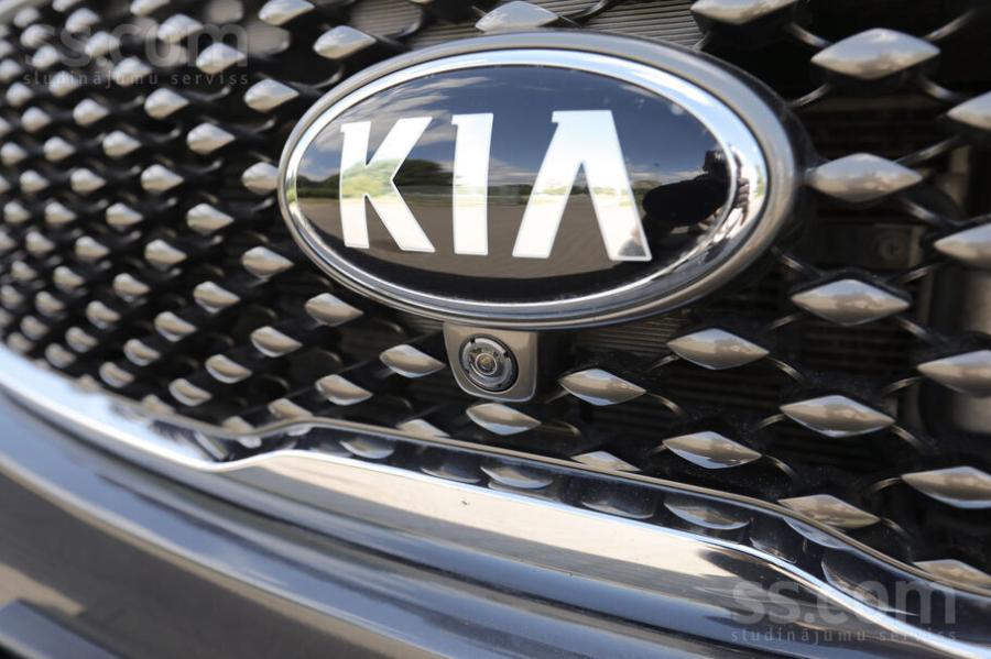 Pelēks Kia Sorento 2015 Rīga, ar dzinēja tilpumu 2.20 L un nobraukumu 156 tūkst. km par 16990 €, foto 25 vietnē AUTOMOTO.COM.LV
