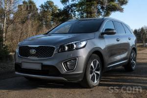 Grey Kia Sorento 2015 in Riga, with an engine capacity of 2.20 L and mileage of 230 thousand km for 14500 €, photo 4 on AUTOMOTO.COM.LV