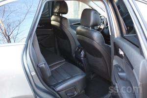 Grey Kia Sorento 2015 in Riga, with an engine capacity of 2.20 L and mileage of 230 thousand km for 14500 €, photo 10 on AUTOMOTO.COM.LV