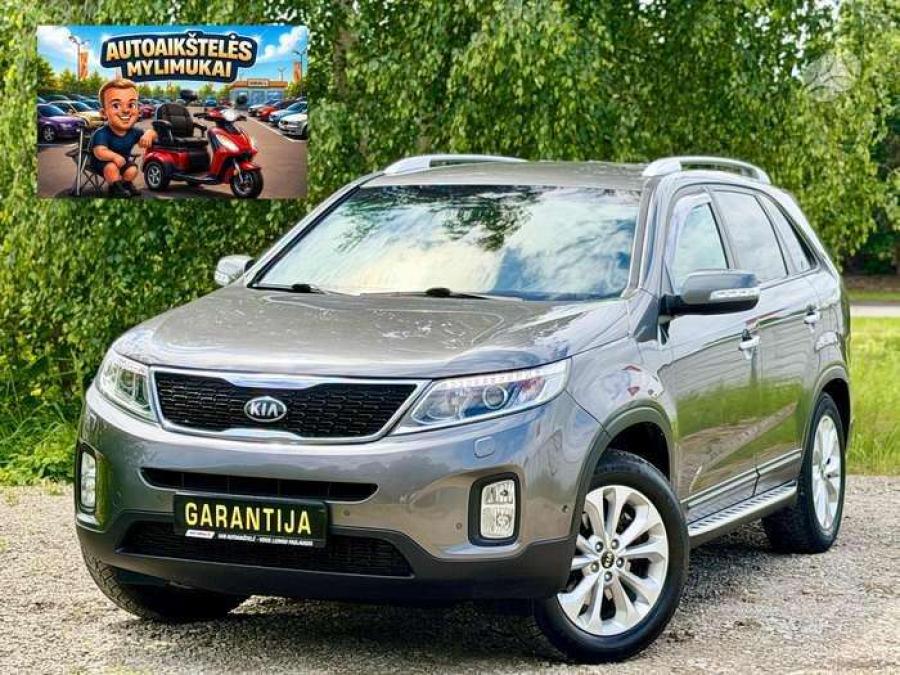 Grey Kia Sorento 2015 in Siauliai, with an engine capacity of 2.20 L and mileage of 223 thousand km for 12999 €, photo 3 on AUTOMOTO.COM.LV