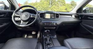 Pelēks Kia Sorento 2015 Šauļi, ar dzinēja tilpumu 2.20 L un nobraukumu 201 tūkst. km par 15950 €, foto 26 vietnē AUTOMOTO.COM.LV