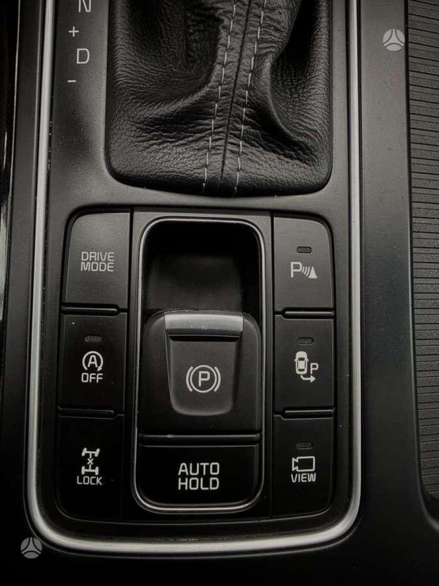 Pelēks Kia Sorento 2015 Šauļi, ar dzinēja tilpumu 2.20 L un nobraukumu 201 tūkst. km par 15950 €, foto 44 vietnē AUTOMOTO.COM.LV