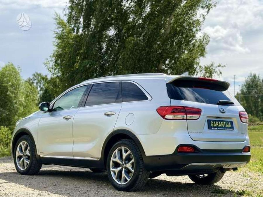 Pelēks Kia Sorento 2015 Šauļi, ar dzinēja tilpumu 2.20 L un nobraukumu 201 tūkst. km par 15950 €, foto 4 vietnē AUTOMOTO.COM.LV