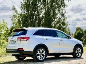 Pelēks Kia Sorento 2015 Šauļi, ar dzinēja tilpumu 2.20 L un nobraukumu 201 tūkst. km par 15950 €, foto 5 vietnē AUTOMOTO.COM.LV