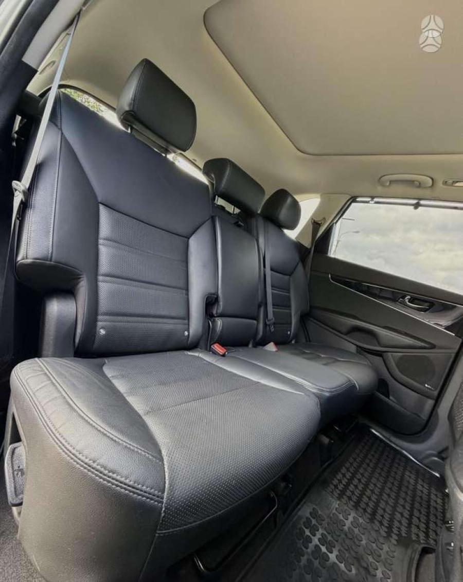 Pelēks Kia Sorento 2015 Šauļi, ar dzinēja tilpumu 2.20 L un nobraukumu 201 tūkst. km par 15950 €, foto 30 vietnē AUTOMOTO.COM.LV
