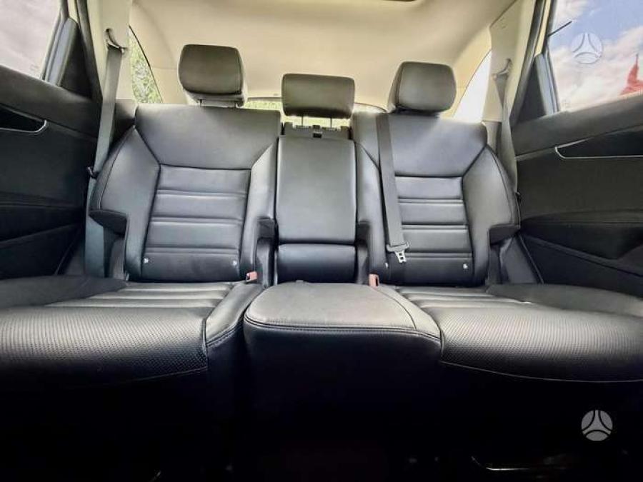 Pelēks Kia Sorento 2015 Šauļi, ar dzinēja tilpumu 2.20 L un nobraukumu 201 tūkst. km par 15950 €, foto 32 vietnē AUTOMOTO.COM.LV
