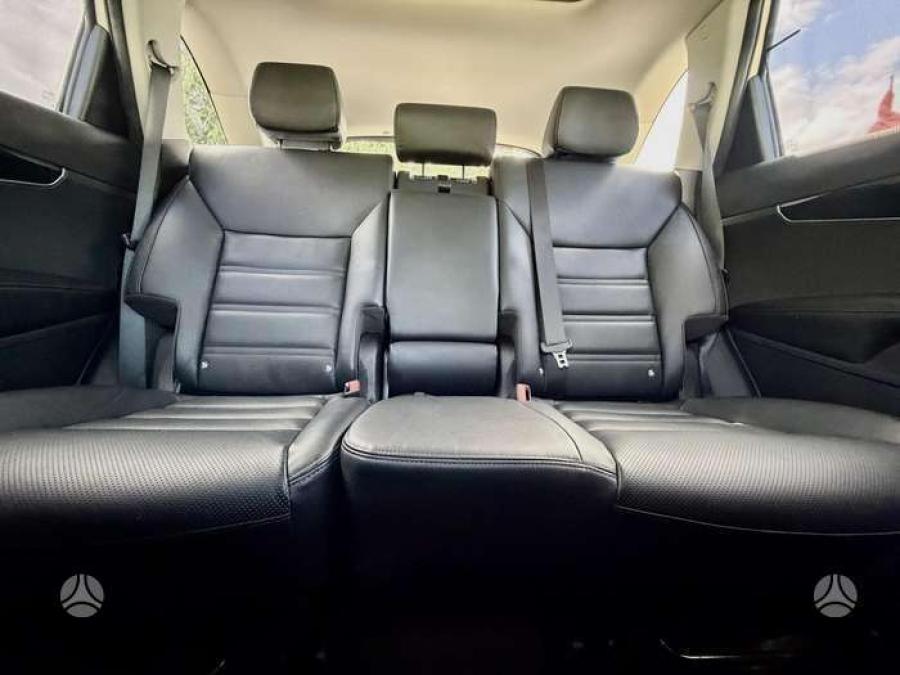 Pelēks Kia Sorento 2015 Šauļi, ar dzinēja tilpumu 2.20 L un nobraukumu 201 tūkst. km par 15950 €, foto 32 vietnē AUTOMOTO.COM.LV