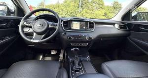 Pelēks Kia Sorento 2015 Šauļi, ar dzinēja tilpumu 2.20 L un nobraukumu 201 tūkst. km par 15950 €, foto 26 vietnē AUTOMOTO.COM.LV