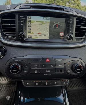 Pelēks Kia Sorento 2015 Šauļi, ar dzinēja tilpumu 2.20 L un nobraukumu 201 tūkst. km par 15950 €, foto 38 vietnē AUTOMOTO.COM.LV