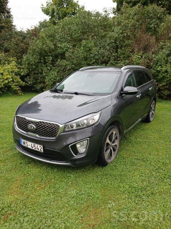 Pelēks Kia Sorento 2015 Madona, ar dzinēja tilpumu 2.20 L un nobraukumu 270 tūkst. km par 10960 €, foto 8 vietnē AUTOMOTO.COM.LV