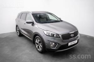 Pelēks Kia Sorento 2015 Tallina, ar dzinēja tilpumu 2.20 L un nobraukumu 217 tūkst. km par 13999 €, foto 6 vietnē AUTOMOTO.COM.LV