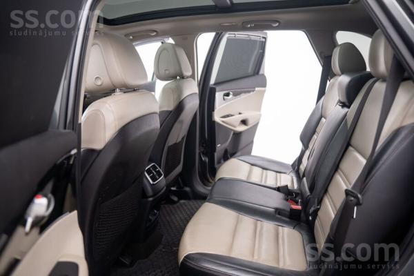 Kia Sorento 2015 Tallina vietnÄ PelÄks Kia Sorento 2015 Tallina, ar dzinÄja tilpumu 2.20 L un nobraukumu 217 tÅ«kst. km par 13999 ā¬, foto 11 vietnÄ AUTOMOTO.COM.LV
