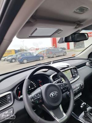 Grey Kia Sorento 2015 in Kaunas, with an engine capacity of 2.20 L and mileage of 214 thousand km for 13300 €, photo 24 on AUTOMOTO.COM.LV