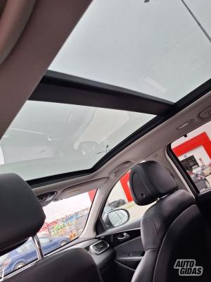 Grey Kia Sorento 2015 in Kaunas, with an engine capacity of 2.20 L and mileage of 214 thousand km for 13300 €, photo 26 on AUTOMOTO.COM.LV