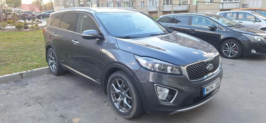 Pelēks Kia Sorento 2016 Viļņa, ar dzinēja tilpumu 2.20 L un nobraukumu 177 tūkst. km par 12800 €, foto 4 vietnē AUTOMOTO.COM.LV