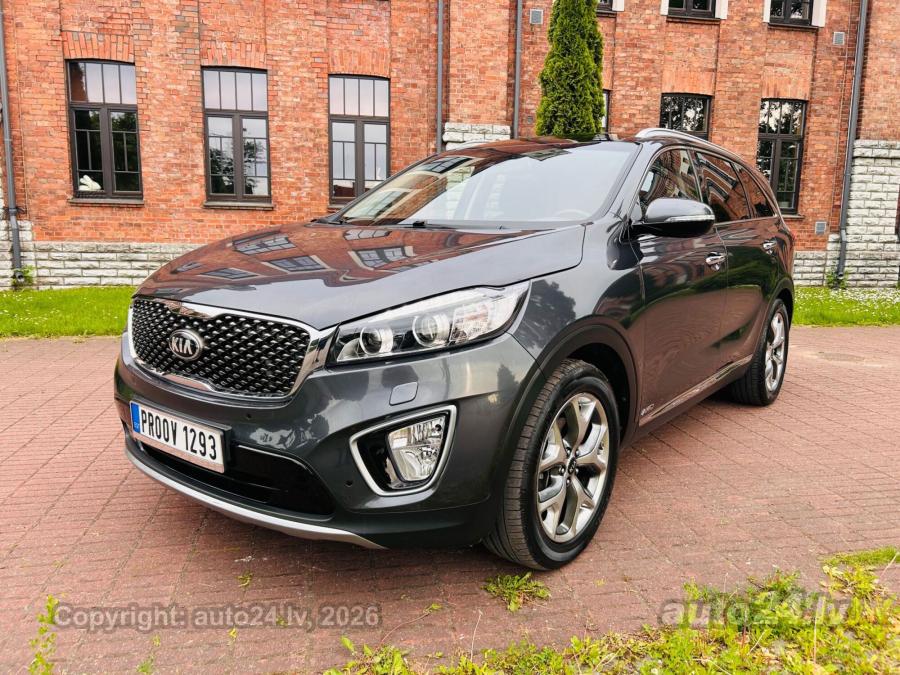 Pelēks Kia Sorento 2016 Tallina, ar dzinēja tilpumu 2.20 L un nobraukumu 141 tūkst. km par 15950 €, foto 1 vietnē AUTOMOTO.COM.LV