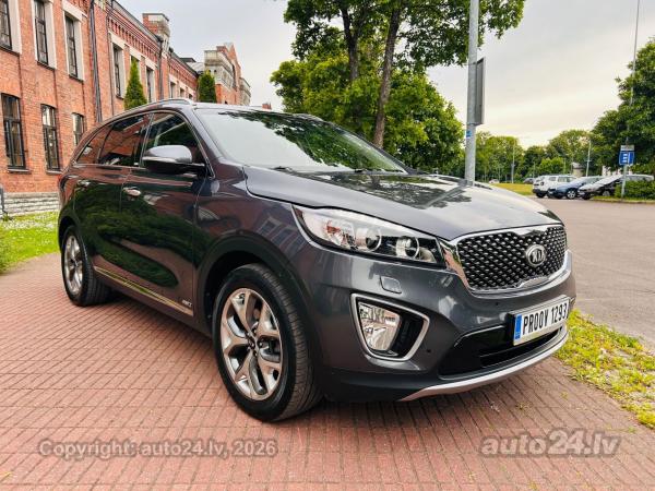 Pelēks Kia Sorento 2016 Tallina, ar dzinēja tilpumu 2.20 L un nobraukumu 141 tūkst. km par 15950 €, foto 2 vietnē AUTOMOTO.COM.LV