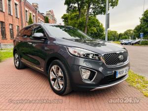Pelēks Kia Sorento 2016 Tallina, ar dzinēja tilpumu 2.20 L un nobraukumu 141 tūkst. km par 15950 €, foto 3 vietnē AUTOMOTO.COM.LV