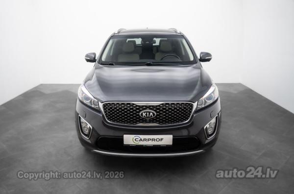 Pelēks Kia Sorento 2016 Tallina, ar dzinēja tilpumu 2.20 L un nobraukumu 195 tūkst. km par 15999 €, foto 2 vietnē AUTOMOTO.COM.LV