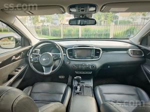 Pelēks Kia Sorento 2016 Jelgava, ar dzinēja tilpumu 2.20 L un nobraukumu 248 tūkst. km par 14900 €, foto 4 vietnē AUTOMOTO.COM.LV
