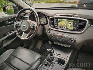 Pelēks Kia Sorento 2016 Jelgava, ar dzinēja tilpumu 2.20 L un nobraukumu 248 tūkst. km par 14900 €, foto 17 vietnē AUTOMOTO.COM.LV