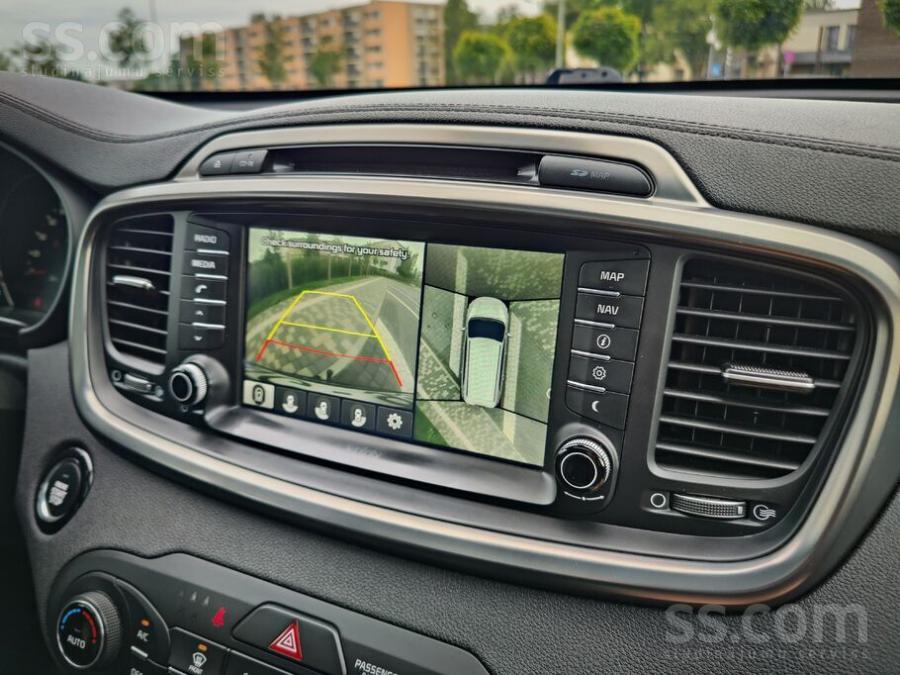 Pelēks Kia Sorento 2016 Jelgava, ar dzinēja tilpumu 2.20 L un nobraukumu 248 tūkst. km par 14900 €, foto 18 vietnē AUTOMOTO.COM.LV