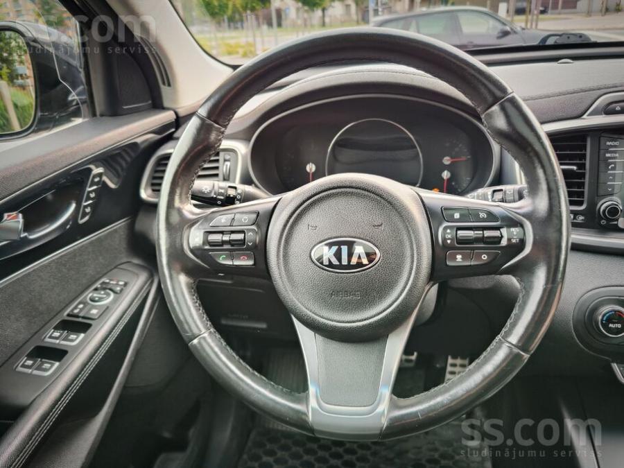 Pelēks Kia Sorento 2016 Jelgava, ar dzinēja tilpumu 2.20 L un nobraukumu 248 tūkst. km par 14900 €, foto 19 vietnē AUTOMOTO.COM.LV