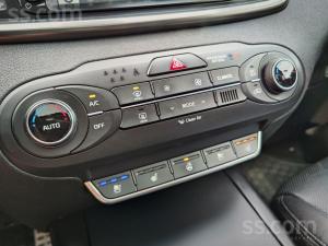Pelēks Kia Sorento 2016 Jelgava, ar dzinēja tilpumu 2.20 L un nobraukumu 248 tūkst. km par 14900 €, foto 20 vietnē AUTOMOTO.COM.LV