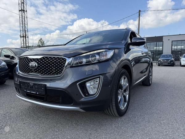 Grey Kia Sorento 2016 in Kaunas, with an engine capacity of 2.20 L and mileage of 209 thousand km for 15800 €, photo 2 on AUTOMOTO.COM.LV