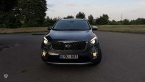 Pelēks Kia Sorento 2016 Trakai, ar dzinēja tilpumu 2.20 L un nobraukumu 177 tūkst. km par 12800 €, foto 4 vietnē AUTOMOTO.COM.LV