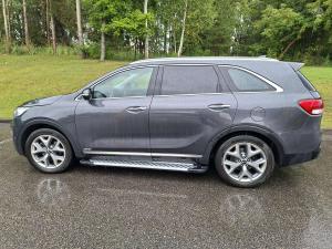 Grey Kia Sorento 2016 in Utena, with an engine capacity of 2.20 L and mileage of 234 thousand km for 13700 €, photo 3 on AUTOMOTO.COM.LV