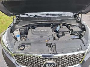 Grey Kia Sorento 2016 in Utena, with an engine capacity of 2.20 L and mileage of 234 thousand km for 13700 €, photo 18 on AUTOMOTO.COM.LV