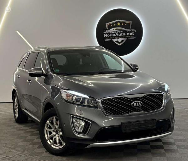 Grey Kia Sorento 2016 in Marijampole, with an engine capacity of 2.20 L and mileage of 276 thousand km for 13999 €, photo 1 on AUTOMOTO.COM.LV
