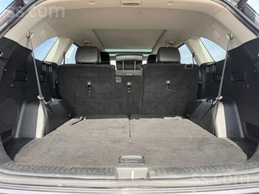 Grey Kia Sorento 2016 in Riga, with an engine capacity of 2.20 L and mileage of 198 thousand km for 15900 €, photo 19 on AUTOMOTO.COM.LV