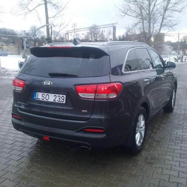 Pelēks Kia Sorento 2017 Viļņa, ar dzinēja tilpumu 2.36 L un nobraukumu 160 tūkst. km par 14500 €, foto 8 vietnē AUTOMOTO.COM.LV