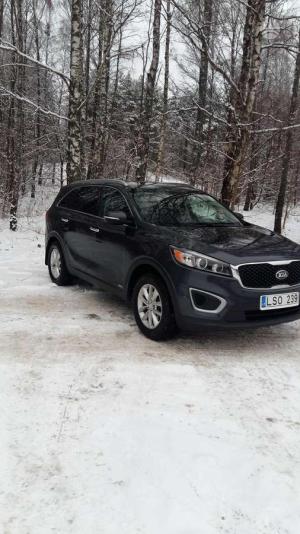 Pelēks Kia Sorento 2017 Viļņa, ar dzinēja tilpumu 2.36 L un nobraukumu 160 tūkst. km par 14500 €, foto 22 vietnē AUTOMOTO.COM.LV