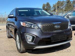 Pelēks Kia Sorento 2017 Tallina, ar dzinēja tilpumu 2.20 L un nobraukumu 195 tūkst. km par 15990 €, foto 6 vietnē AUTOMOTO.COM.LV