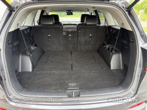 Grey Kia Sorento 2017 in Tallinn, with an engine capacity of 2.20 L and mileage of 86 thousand km for 17990 €, photo 17 on AUTOMOTO.COM.LV