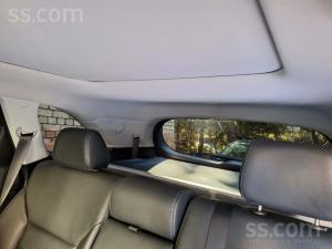 Grey Kia Sorento 2017 in Riga, with an engine capacity of 2.20 L and mileage of 240 thousand km for 16200 €, photo 4 on AUTOMOTO.COM.LV