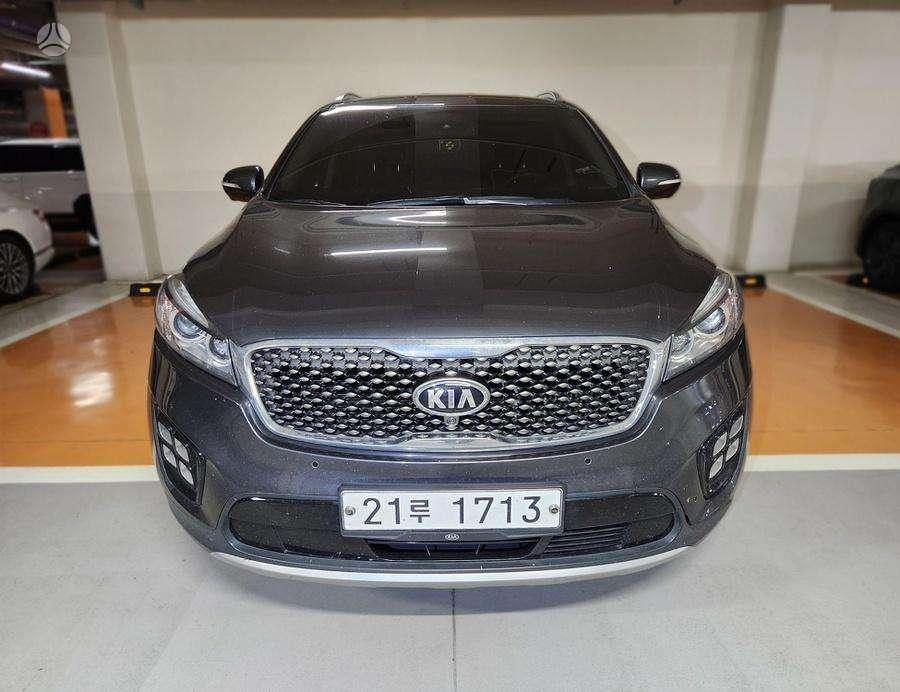 Grey Kia Sorento 2017 in Kaunas, with an engine capacity of 2.20 L and mileage of 158 thousand km for 14600 €, photo 4 on AUTOMOTO.COM.LV