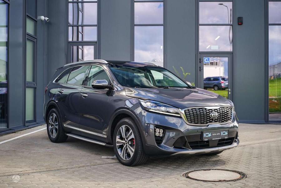 Pelēks Kia Sorento 2017 Kauņa, ar dzinēja tilpumu 2.20 L un nobraukumu 139 tūkst. km par 18950 €, foto 1 vietnē AUTOMOTO.COM.LV