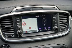 Pelēks Kia Sorento 2017 Kauņa, ar dzinēja tilpumu 2.20 L un nobraukumu 139 tūkst. km par 18950 €, foto 17 vietnē AUTOMOTO.COM.LV