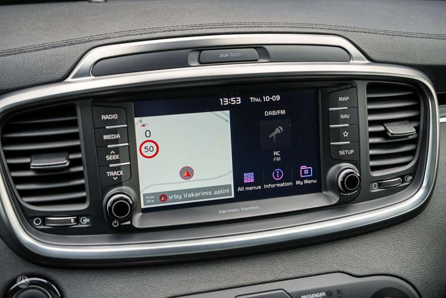 Pelēks Kia Sorento 2017 Kauņa, ar dzinēja tilpumu 2.20 L un nobraukumu 139 tūkst. km par 18950 €, foto 17 vietnē AUTOMOTO.COM.LV