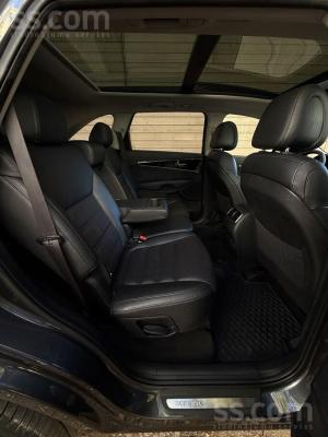 Pelēks Kia Sorento 2017 Jelgava, ar dzinēja tilpumu 2.20 L un nobraukumu 194 tūkst. km par 15900 €, foto 19 vietnē AUTOMOTO.COM.LV