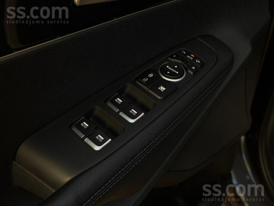 Pelēks Kia Sorento 2017 Jelgava, ar dzinēja tilpumu 2.20 L un nobraukumu 194 tūkst. km par 15900 €, foto 24 vietnē AUTOMOTO.COM.LV